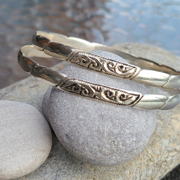 Moroccan Bangles Berber vegetation motifs – Karger.