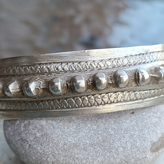 Moroccan bangle with chickpeas Berber Rachidia – Karger.